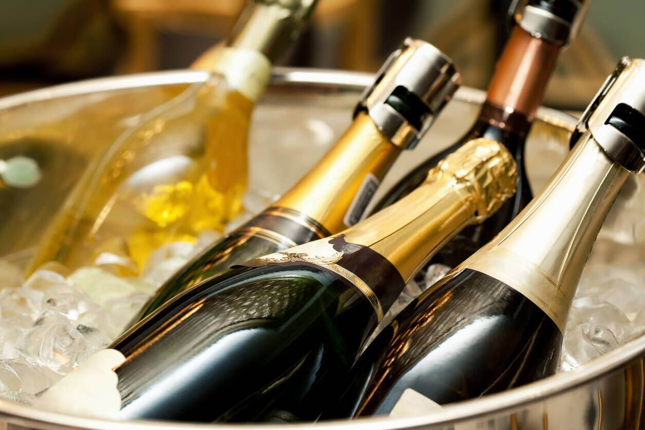 How to Choose the Best Champagne Style For You - Prime Women | An ...