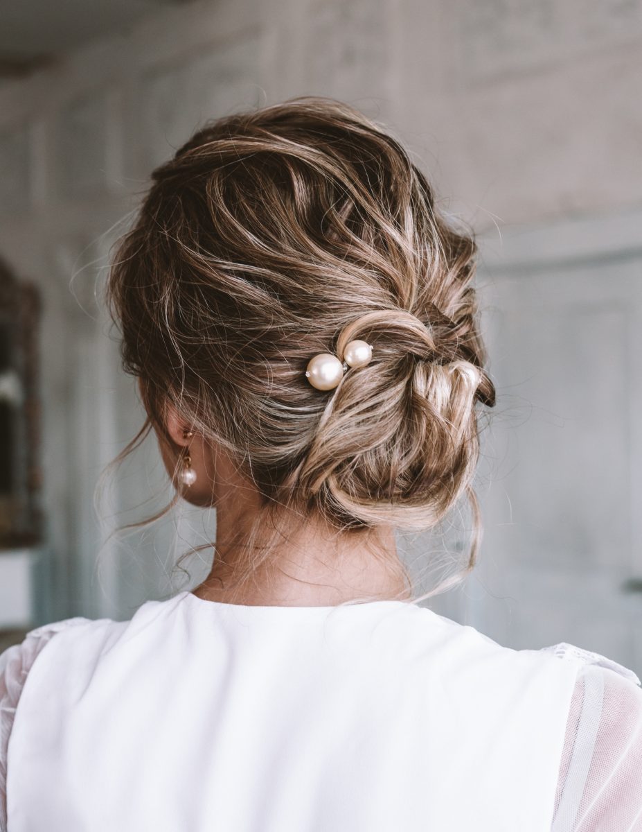 Modern & Fresh Holiday Hairdos for Women 50+