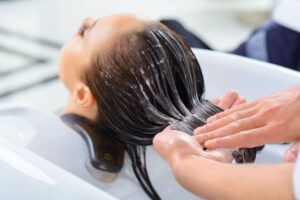 Taming the Frizz: Causes, Prevention, and Solutions for Smooth, Healthy ...